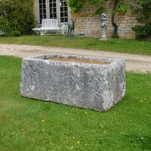 An 18th century stone trough - ARCHITECTURAL HERITAGE